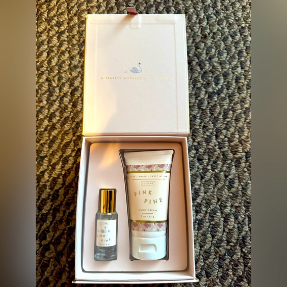 Illume | Bath & Body | Illume Pink Pine Hand Cream And Perfume Set ...